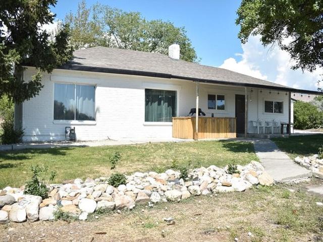 85 E 300 N, Ferron, UT 84523