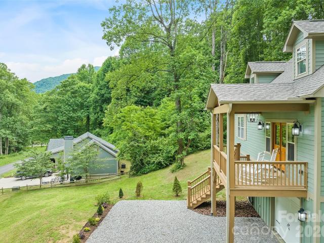 85 Garnet Spring Lane