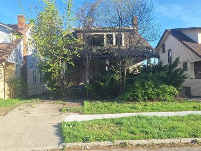 85 Geneva St, Highland Park, MI 48203