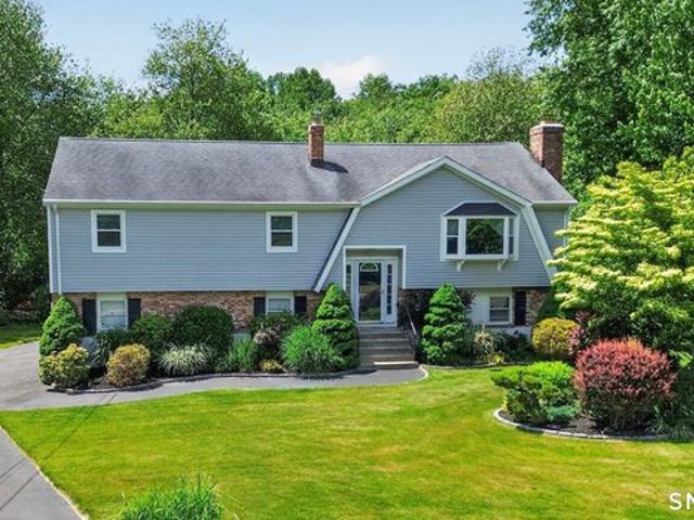 85 Grassland Rd, Milford, CT 06461
