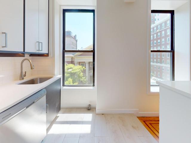 85 Hanson Place 3