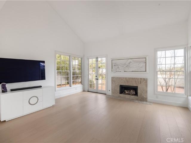 85 Hillsdale