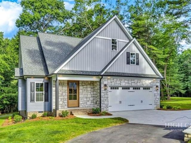 85 Iris Dr, Roaring Gap, NC 28668