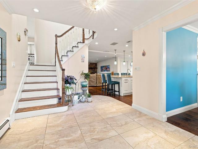 85 Jeffery Lane