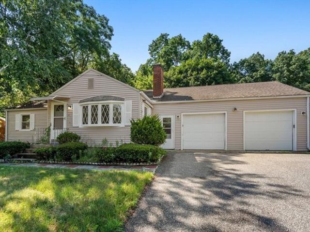 85 Keddy St, Springfield, MA 01109