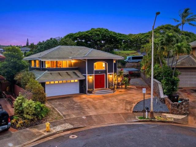85 Kepola Pl, Lahaina, HI 96761