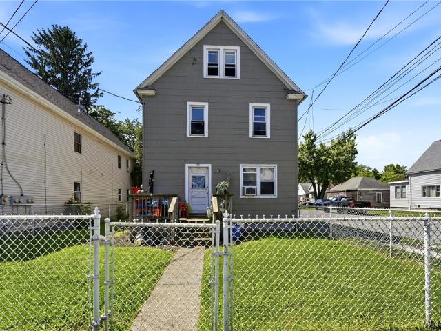 85 Kirby Avenue