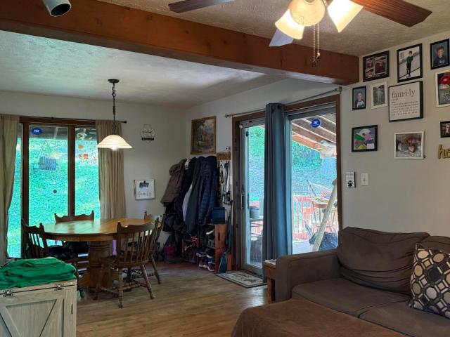85 Knipp Hollow Road