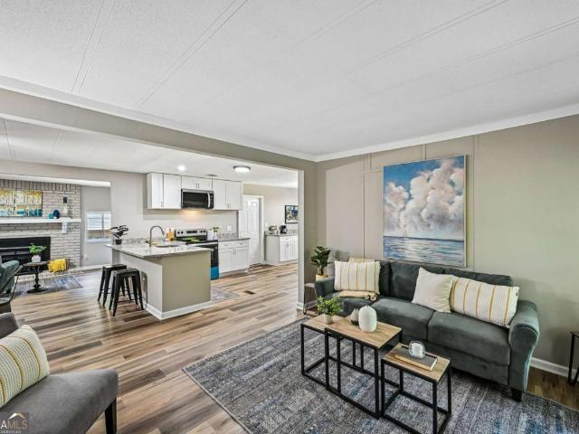 85 Labelle Road