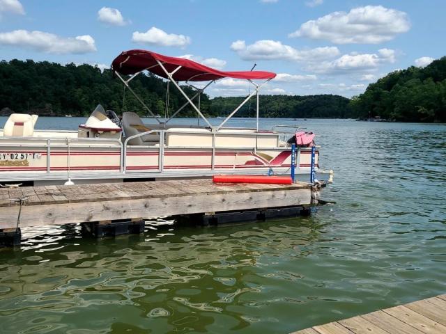 86 Lakeview Dr