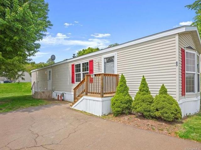85 McQuillan Dr, Milford, CT 06460