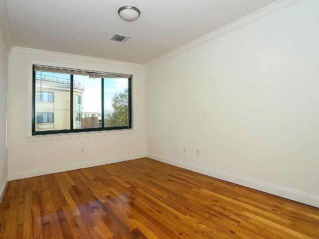 85 Maple St # 2A