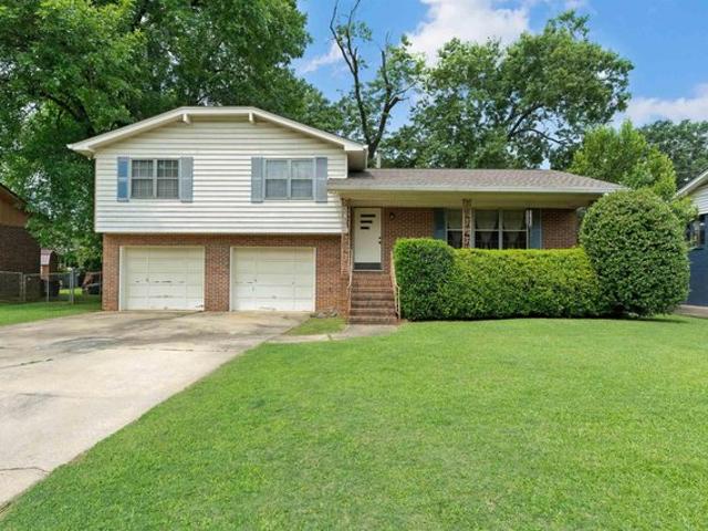 85 Merrimont Rd, Hueytown, AL 35023