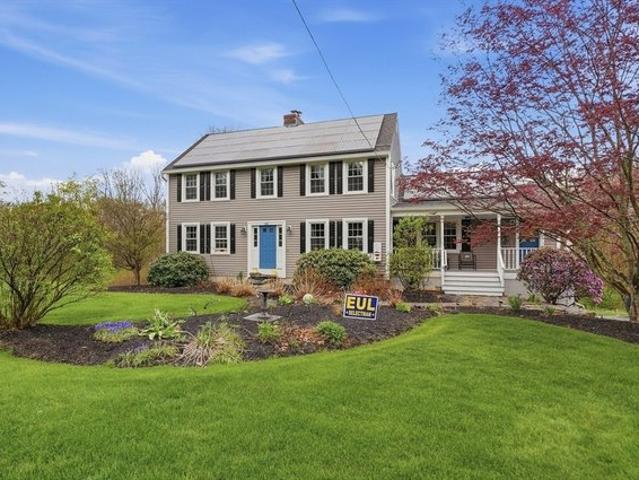 85 Millbury Rd, Oxford, MA 01540