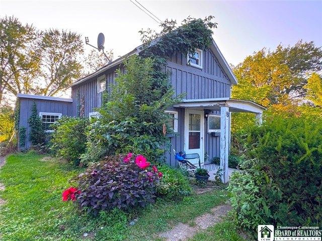 85 Old Mill Rd, Brocton, NY 14716