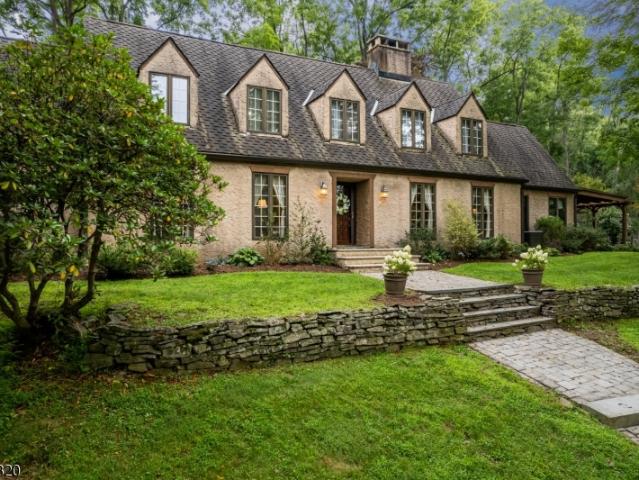 85 Old Turnpike Rd