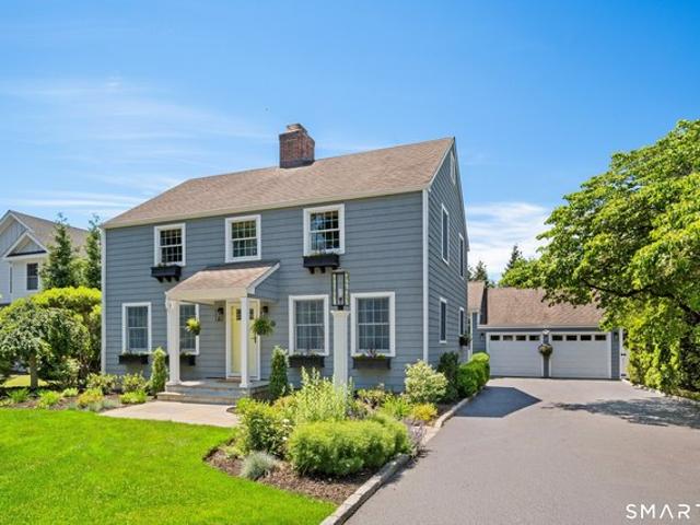 85 Osborne Pl, Fairfield, CT 06890