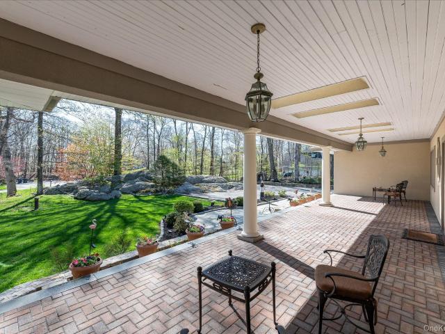 85 Orchard Hill Road