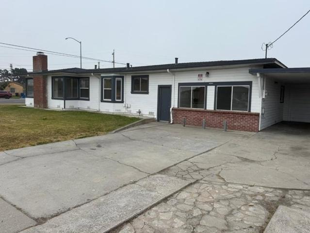 85 Paloma Ave, Salinas, CA 93905