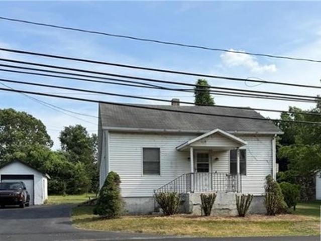 85 Pergola Ave, Monroe, NJ 08831