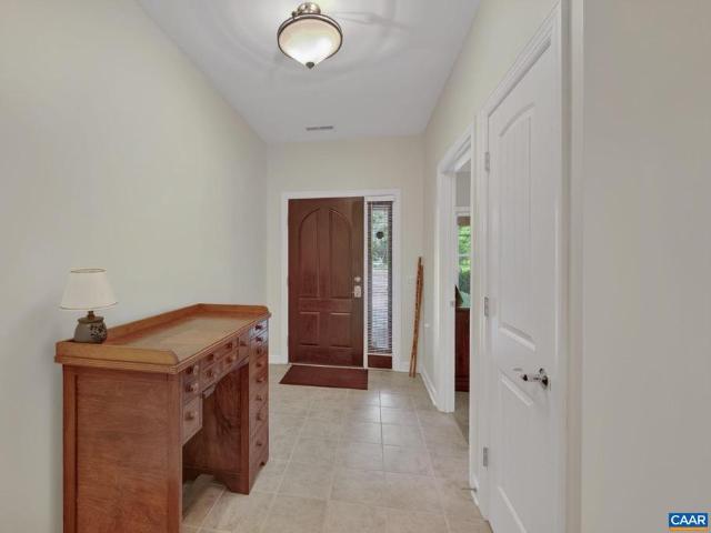 85 Rosewood Dr