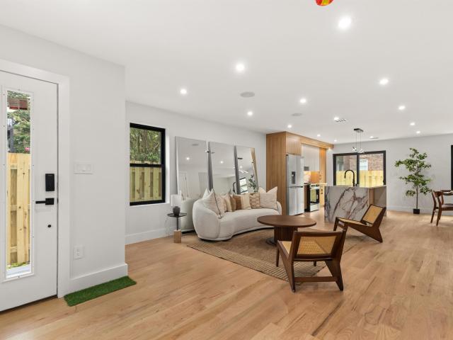 85 Sherman Pl