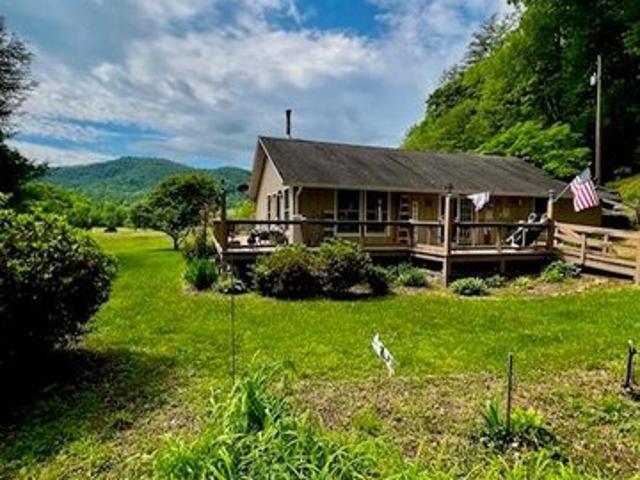 85 Sidco Ln, Cullowhee, NC 28723
