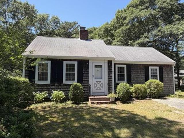 85 South St, South Yarmouth, MA 02664