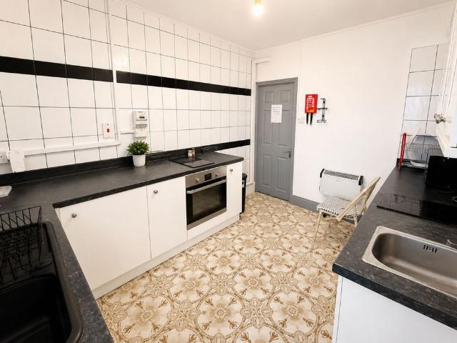85 Stackpool Road, Bristol, BS3