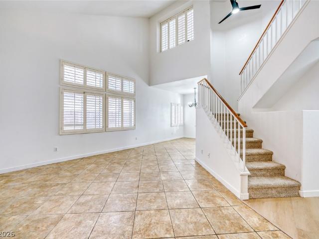 8604 Magnolia Ridge Avenue