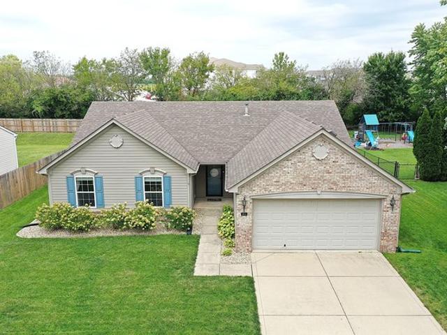 8604 Blair Castle Ct, Indianapolis, IN 46259