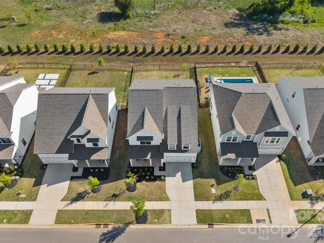 8604 Bridgegate Drive