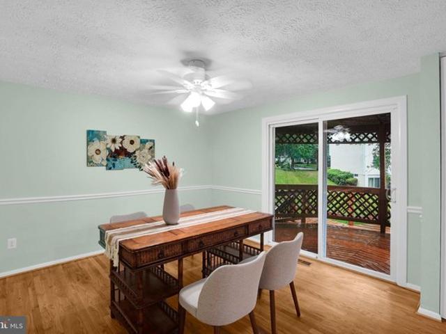 8604 Calypso Ln, Gaithersburg, MD 20879