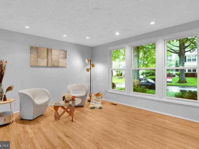 8604 Calypso Lane