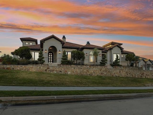 8604 E Cantera Way, Benbrook, TX 76126