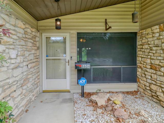 8604 Parkfield Dr