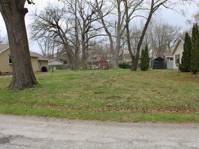 8604 W 139th Ave, Cedar Lake, IN 46303
