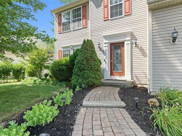 8605 Lydia Lane