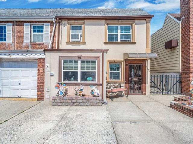 8605 77th Ave, Glendale, NY 11385