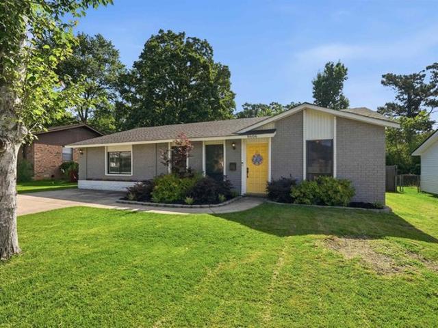 8606 Northgate Dr, Sherwood, AR 72120