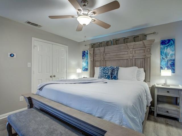 8606 Columbia Dr, Rowlett, TX 75089