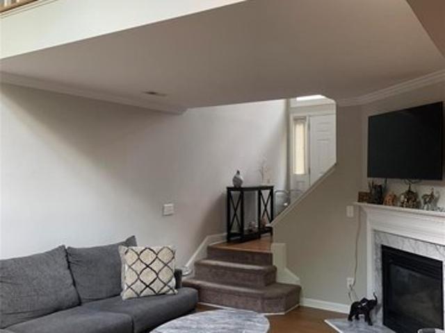 8606 Fox Chase Ln, Charlotte, NC 28269