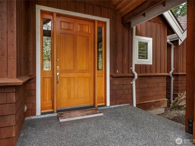 8606 Great Horned Owl Ln, Blaine, WA 98230 | MLS #2503 | Compass