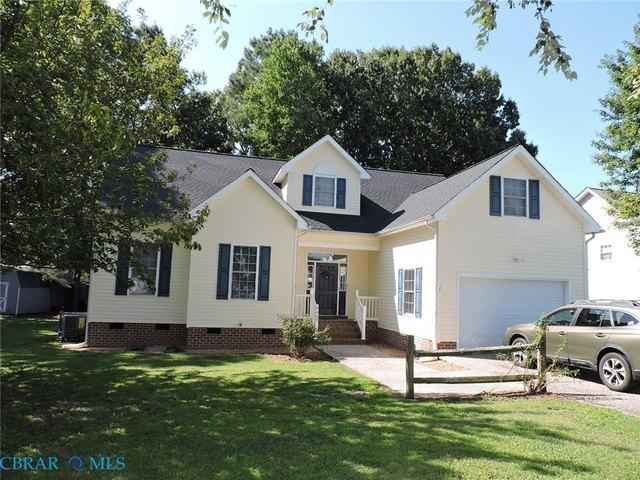 8607 East Creek Ln, Hayes, VA 23072