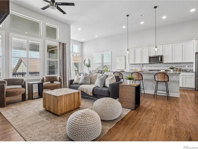 8607 Holman Circle