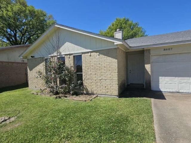 8607 Sherrywood Dr, Houston, TX 77044 | MLS #88273