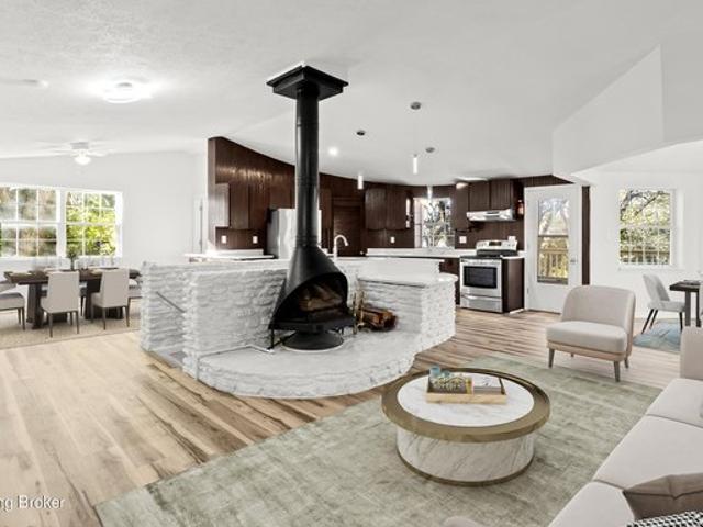 8609 Codington Ct, Jeffersontown, KY 40299