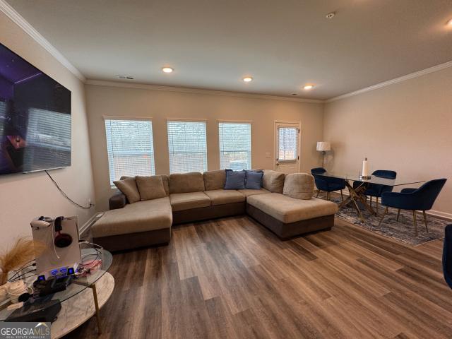 8609 Lakeview Commons