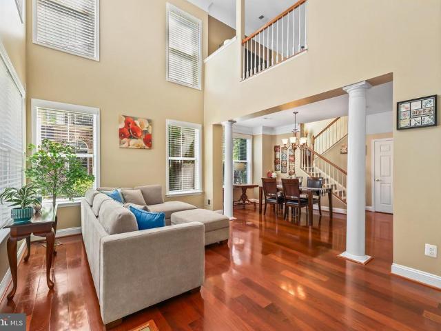 8609 Liberty Trail