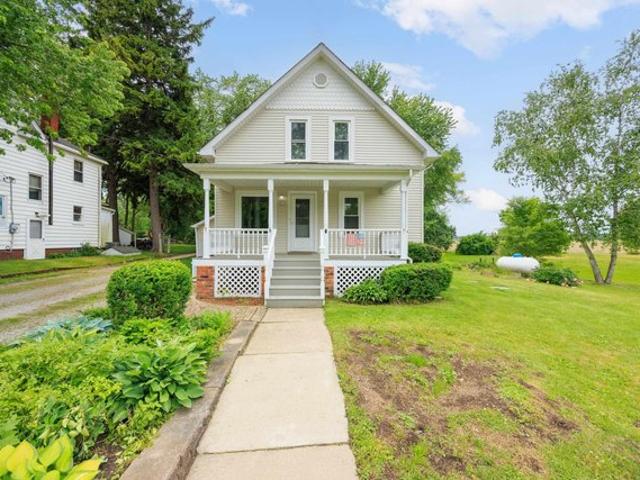 8609 Rattle Run Rd, Columbus, MI 48063